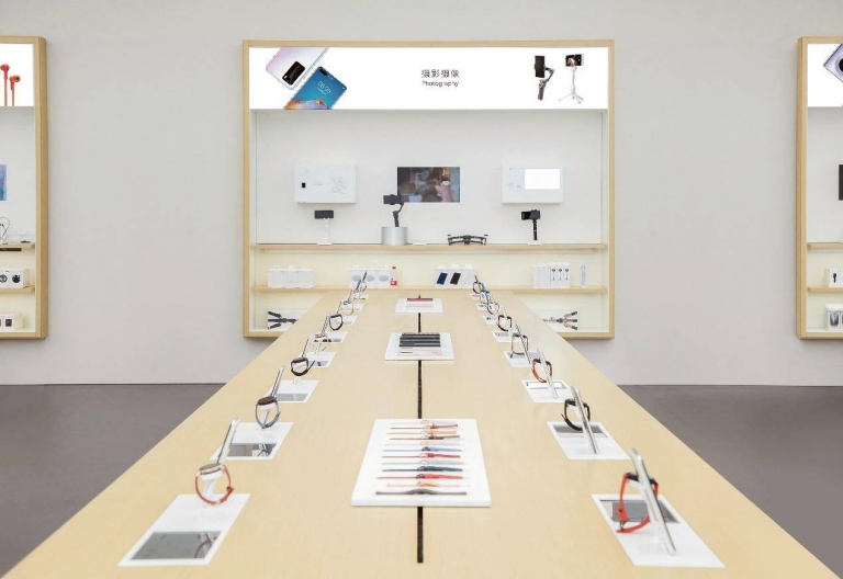 Huawei Smart Life Store At One Avenue | RECHI
