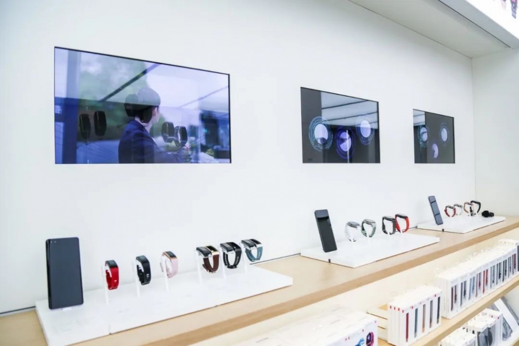 Huawei Smart Life Store At One Avenue | RECHI